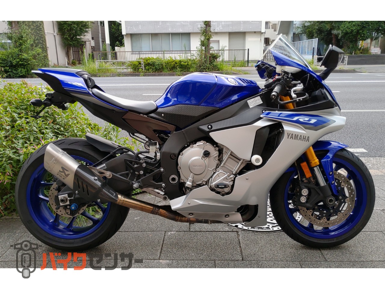 ヤマハ YZF-R1 プレスト 中古車3年保証 アクラポビッチ センターパイプ ETC車載器 MRAスクリーン スライダー フェンダーレス B370104| BDSバイクセンサー
