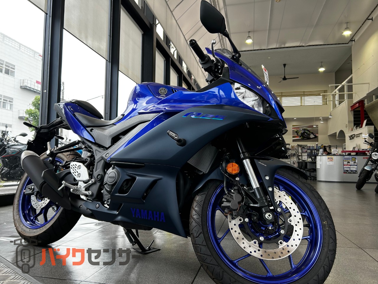 ヤマハ YZF-R25 メーカー保証2年 YSP保証1年 ディープパープリッシュブルーメタリックC ABS B378563| BDSバイクセンサー
