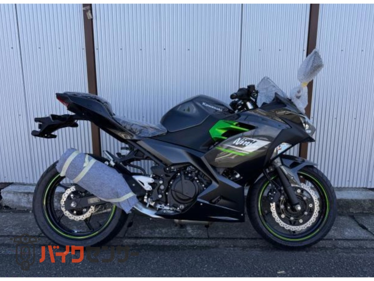 カワサキ NINJA250 2024年モデル B400520| BDSバイクセンサー