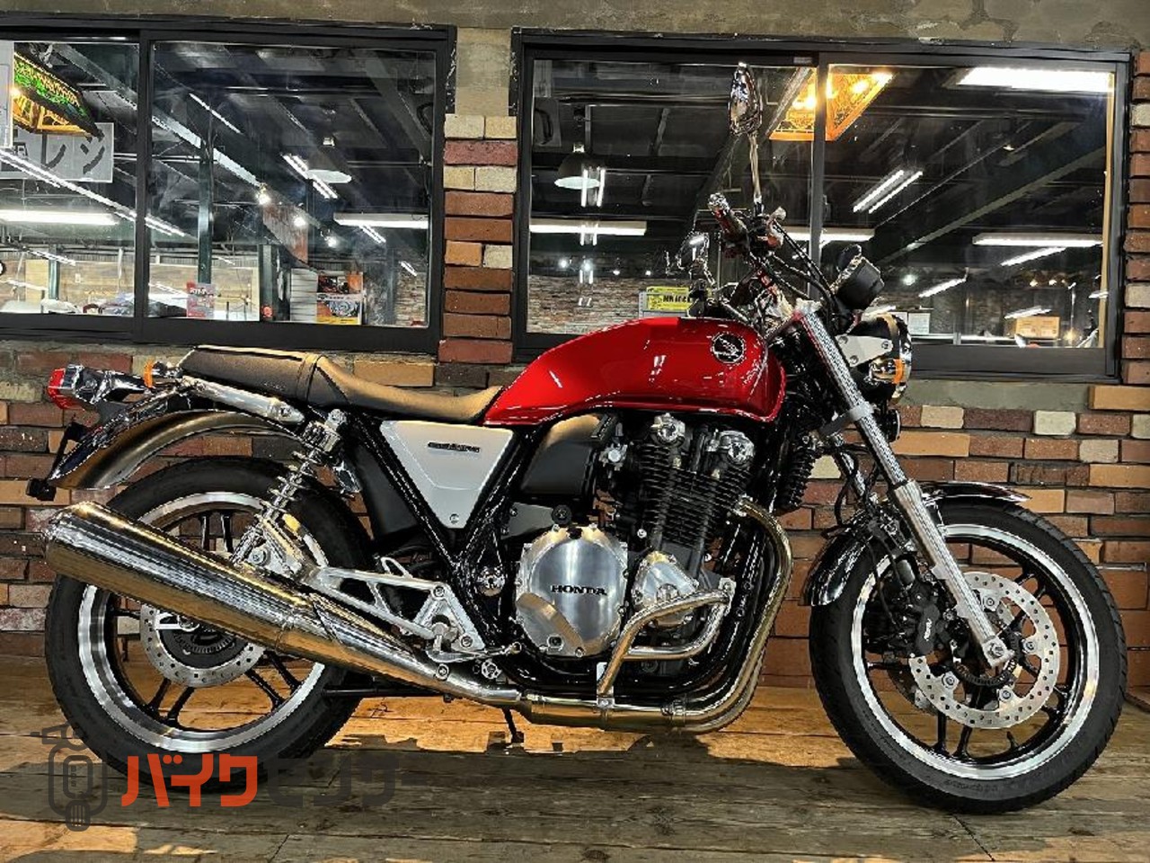 ホンダ CB1100 ETC装着済 ナビ付 エンジンガード装備 B410551| BDSバイクセンサー