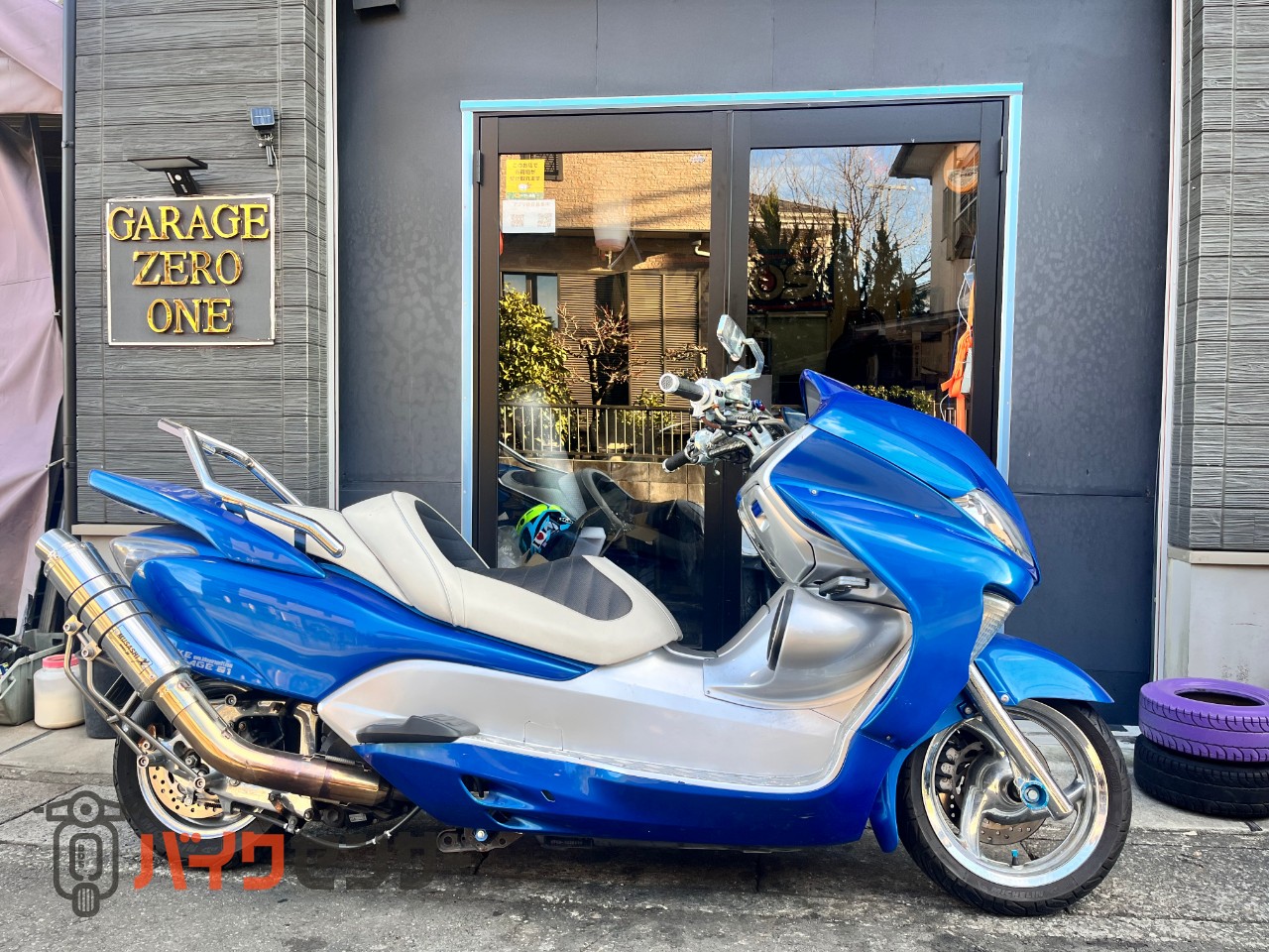 ホンダ フォルツァZ MF08 LED＆オーディオ取付 フルエアロ前後エアサス仕様 B447227| BDSバイクセンサー