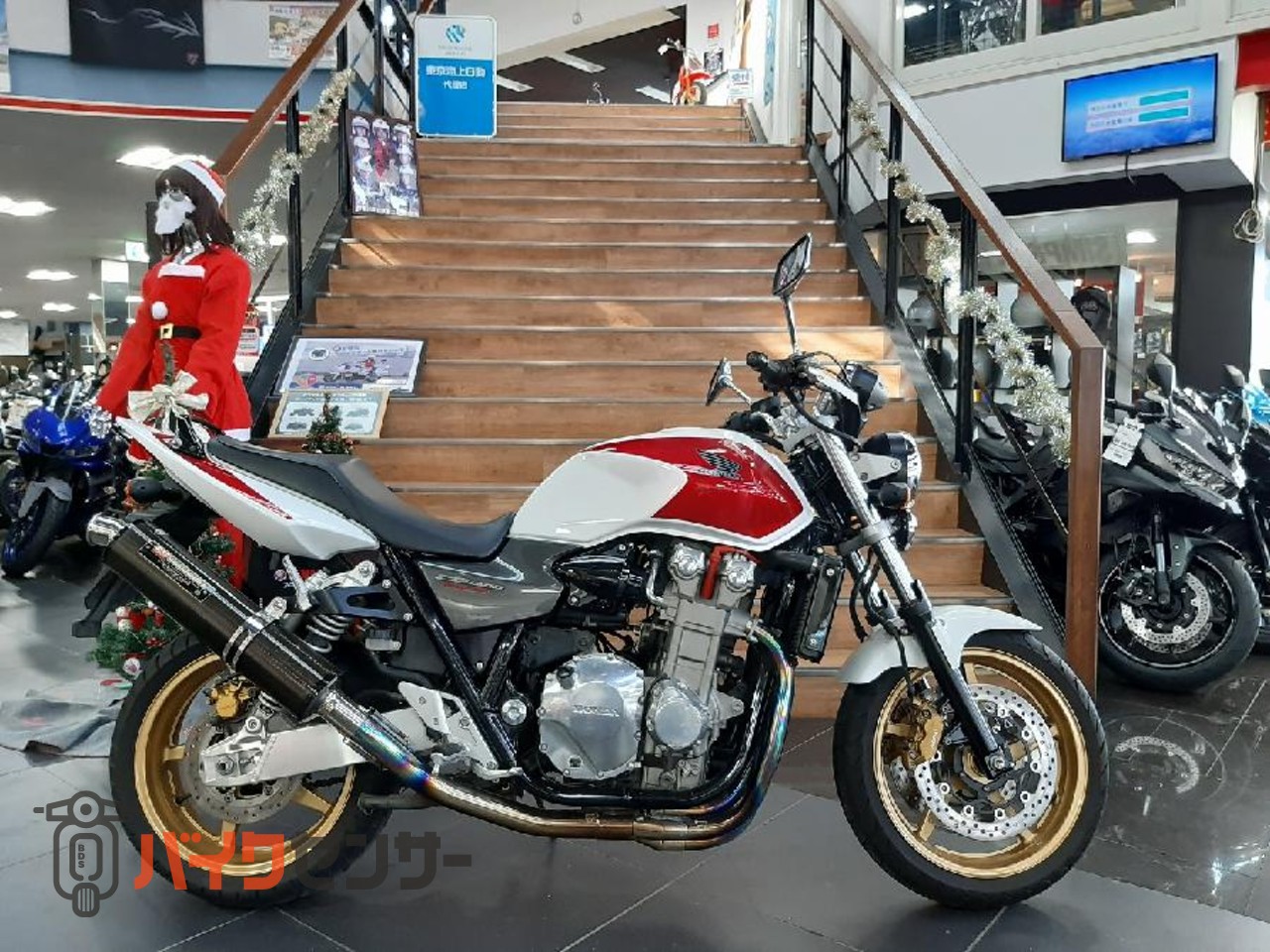 ホンダ CB1300 SUPER FOUR ヨシムラサイクロンフルエキマフラー 走行距離3,684km B463929| BDSバイクセンサー