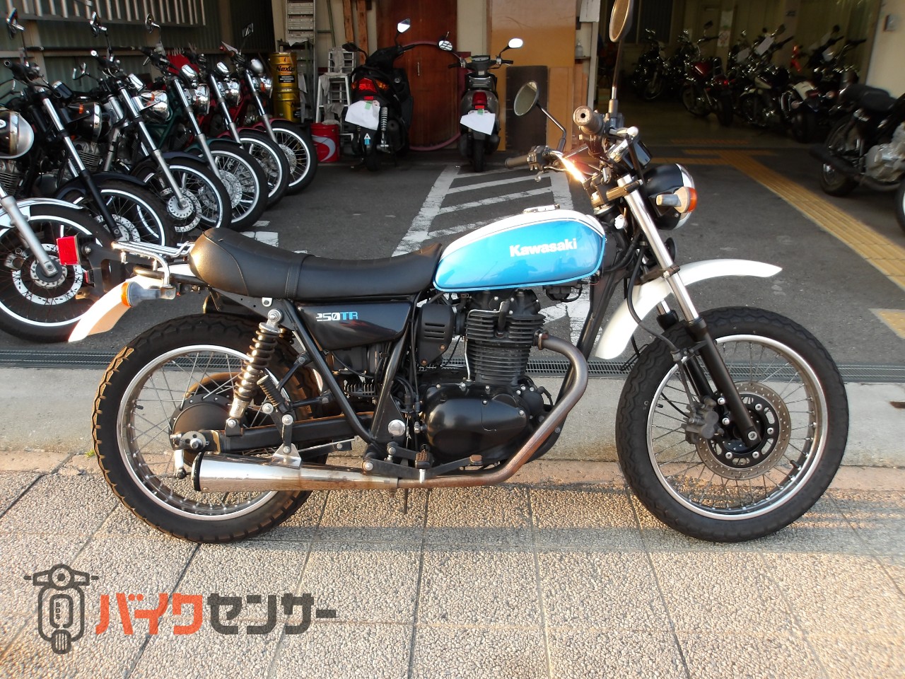 カワサキ 250TR 2008年モデル インジェクション 空冷単気筒エンジン B472183| BDSバイクセンサー