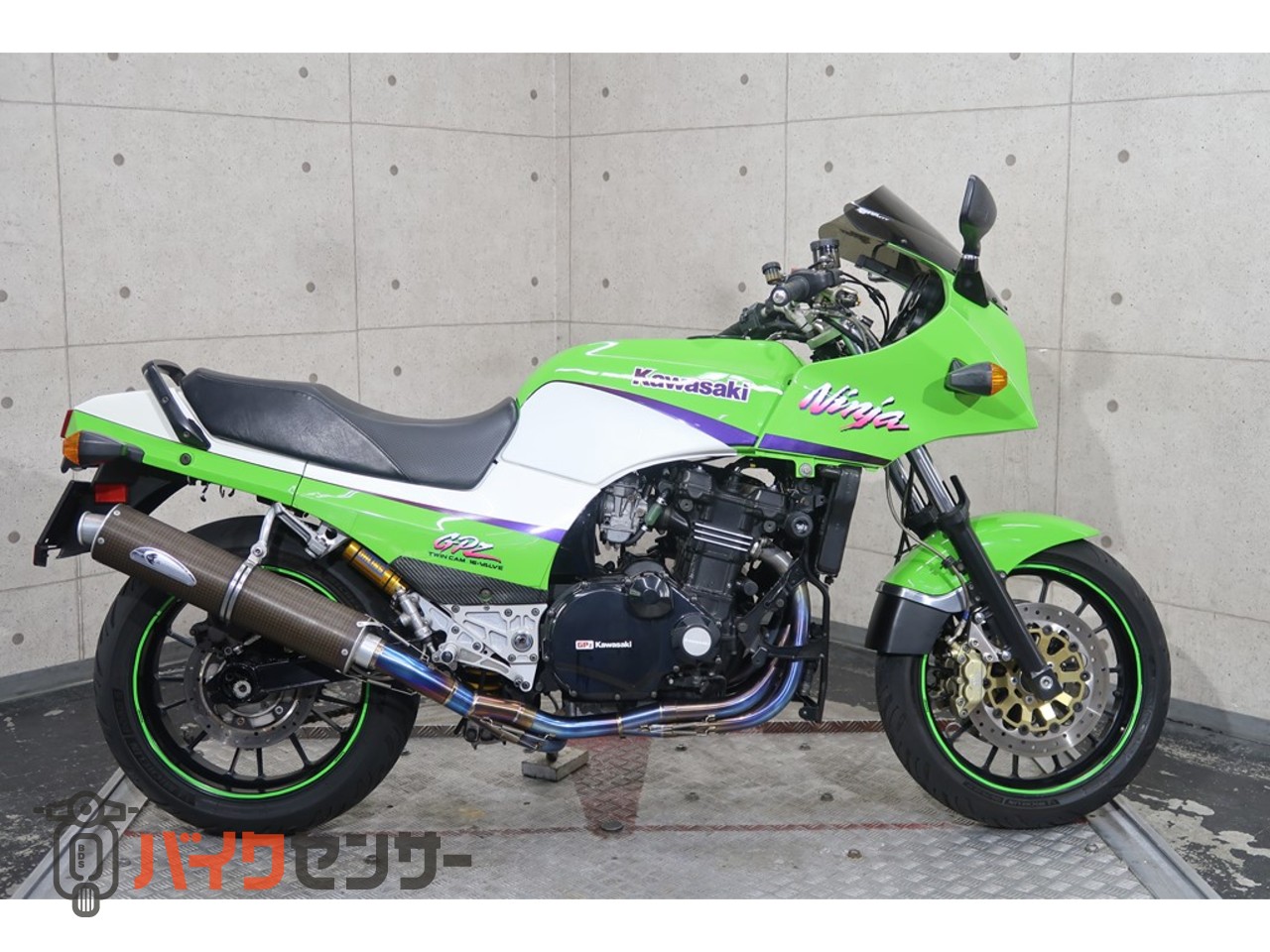 カワサキ GPZ900R ZX900A A12 マレーシア仕様 Kファクトリーマフラー ゲイルホイール 66969 B523286| BDSバイクセンサー