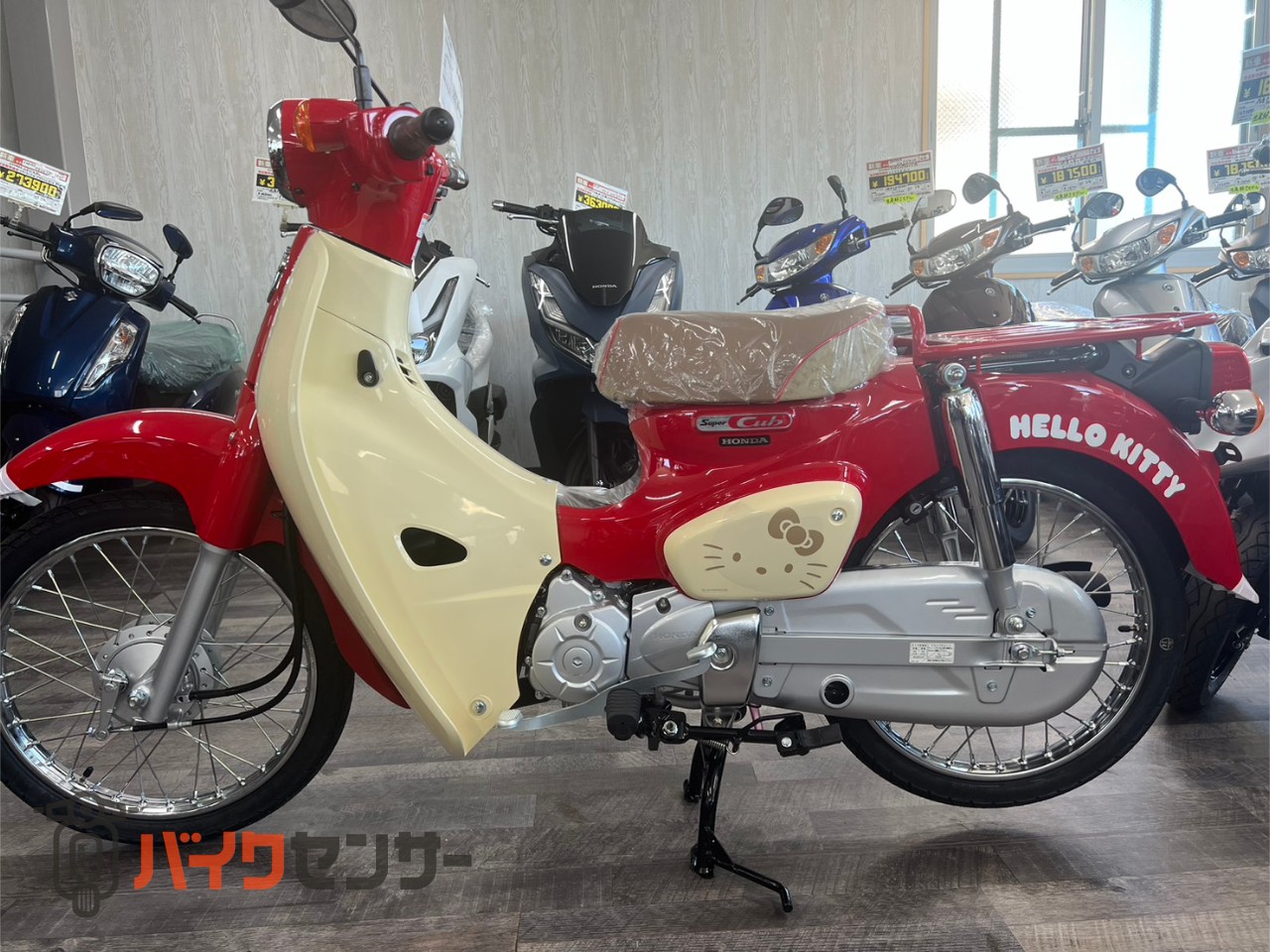 ホンダ 【在庫有り】スーパーカブ50ファイナルエディションハローキティ Super Cub 50 Final Edition HELLO ...