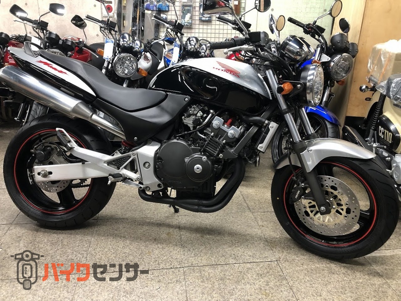 ホンダ HORNET DX 最終モデル ノーマル車 2007年銀／黒 フロントタイヤ新品 LEDヘッドライトバルブ スペアキー付 B575585| BDSバイクセンサー