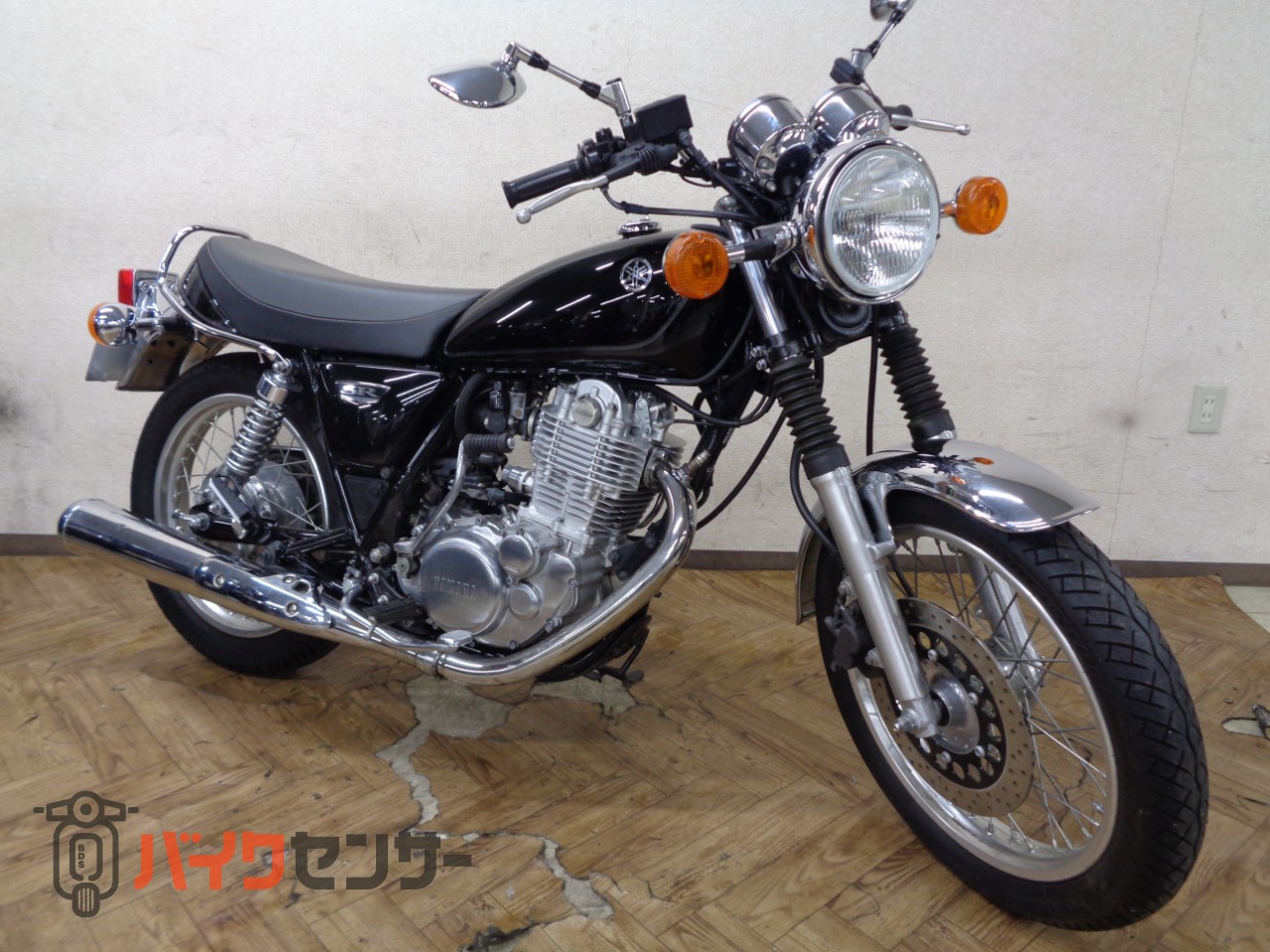 ヤマハ SR400 ETC インジェクションモデル 赤キー ブラック文字盤 リターン式・5段変速 単気筒空冷エンジン RH03J B586600| BDSバイクセンサー