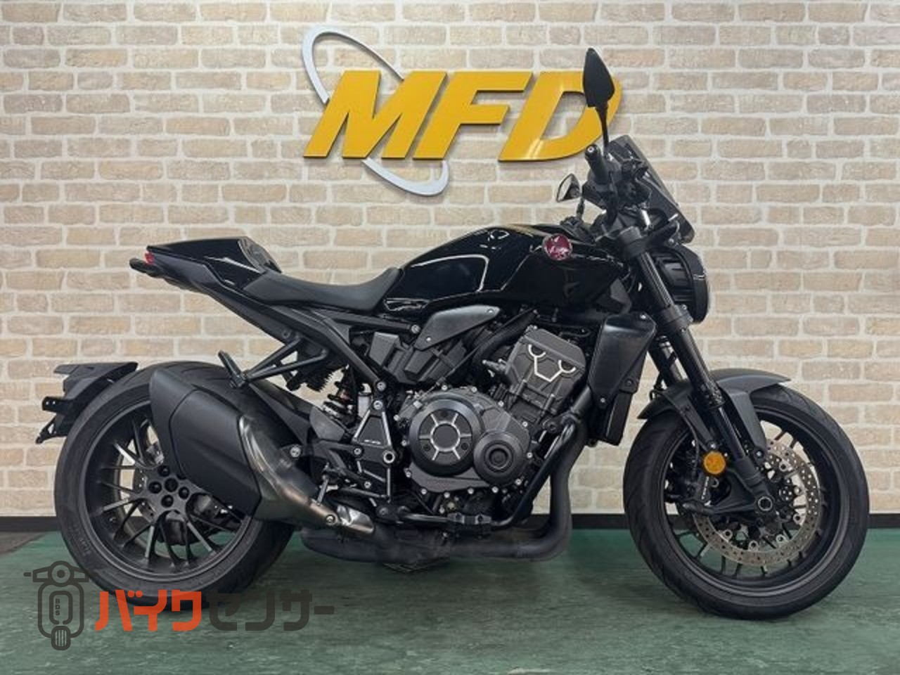 ホンダ CB1000R ブラックエディション 一人乗り仕様 B628702| BDSバイクセンサー