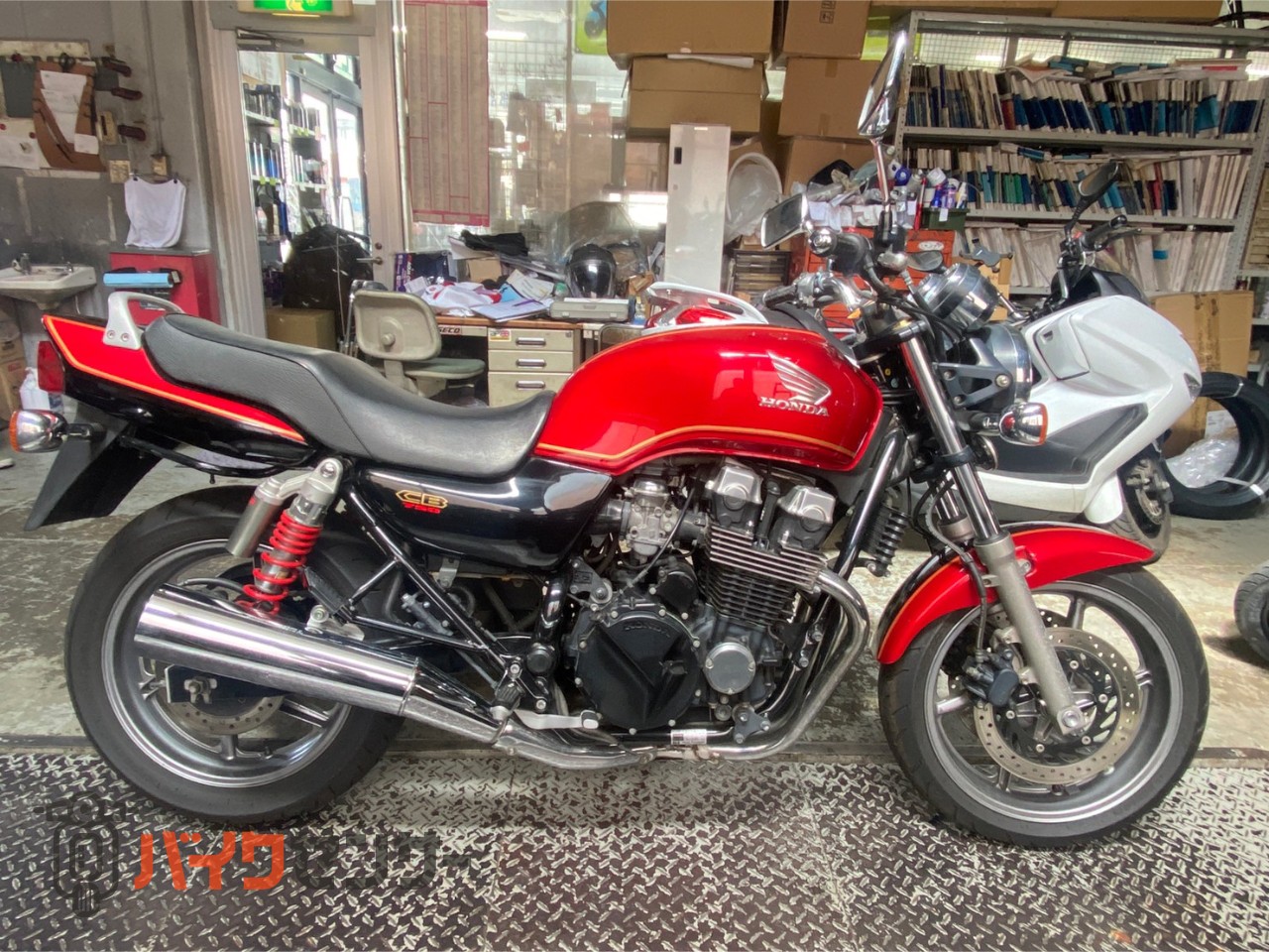 ホンダ CB750F RC42 2008年式 ETC付き B066519| BDSバイクセンサー