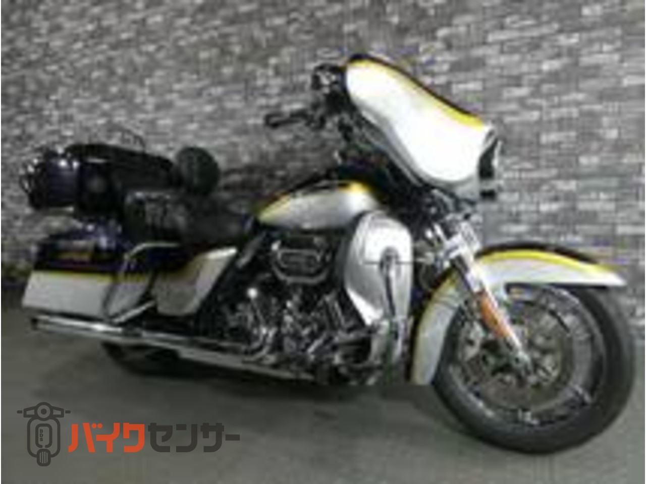 ハーレーダビッドソン CVO FLHTCUSE7 エレクトラグライドウルトラクラシック ラインハートマフラー サイドボックス エンジンガード ...