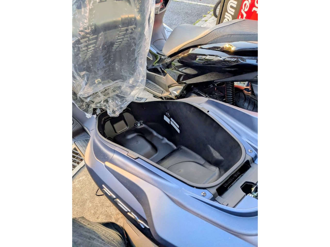 PCX125マットブルーが新規入荷しました！| BDSバイクセンサー