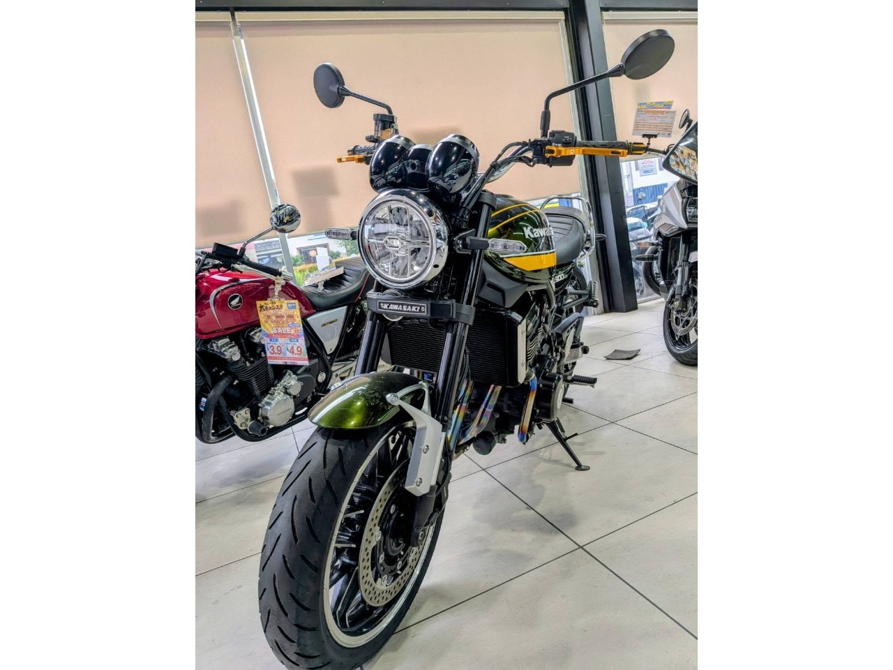 カスタムされたZ900RSとなります！| BDSバイクセンサー