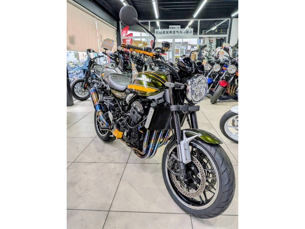 カスタムされたZ900RSとなります！| BDSバイクセンサー