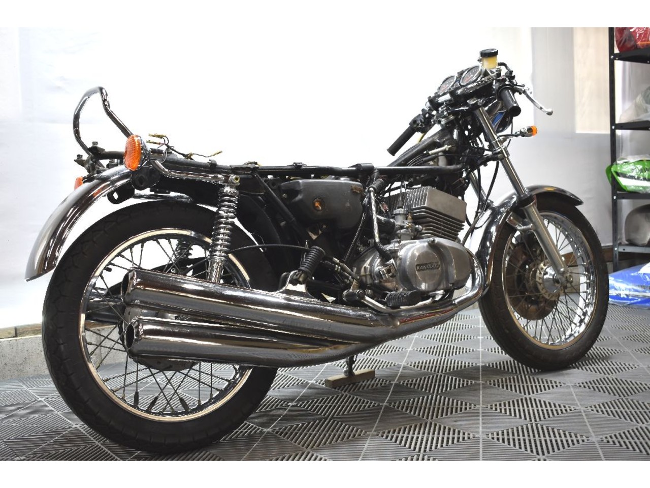 2st大好き社長の趣味車両 KH400 A3 入庫| BDSバイクセンサー